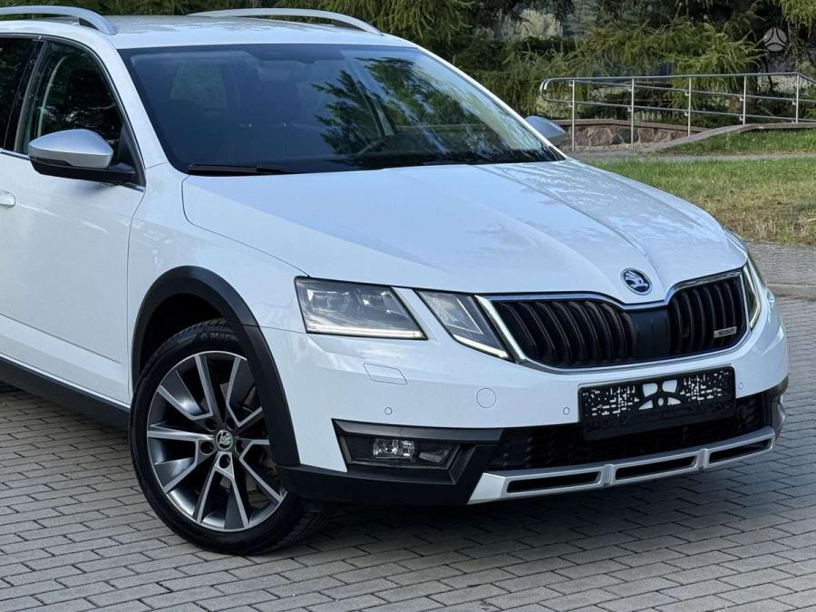 Balts Skoda Octavia Scout 2017 Prienai, ar dzinēja tilpumu 2.00 L un nobraukumu 220 tūkst. km par 12950 €, foto 8 vietnē AUTOMOTO.COM.LV