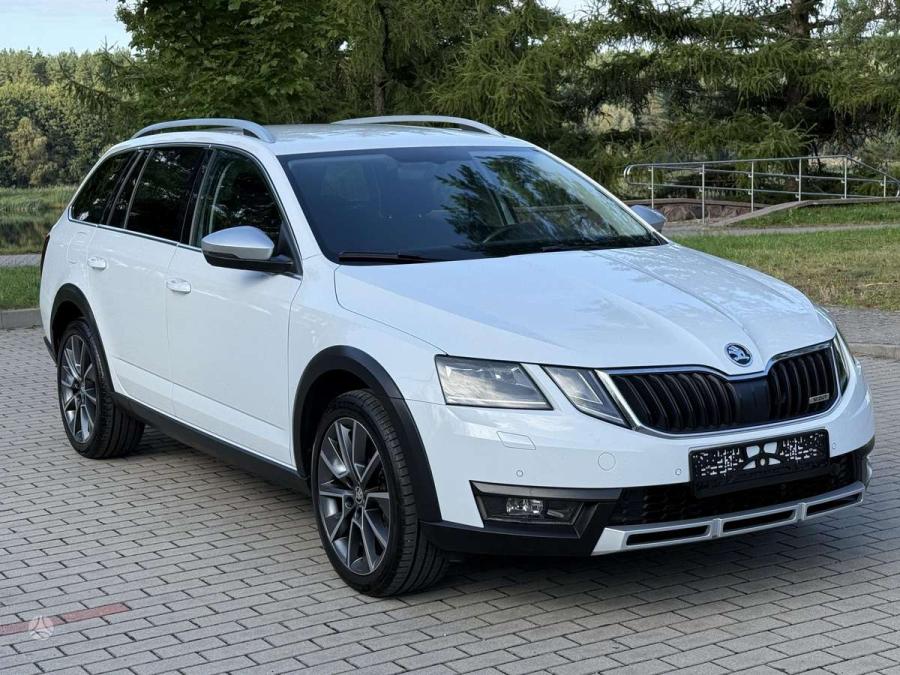 Balts Skoda Octavia Scout 2017 Prienai, ar dzinēja tilpumu 2.00 L un nobraukumu 220 tūkst. km par 12950 €, foto 12 vietnē AUTOMOTO.COM.LV