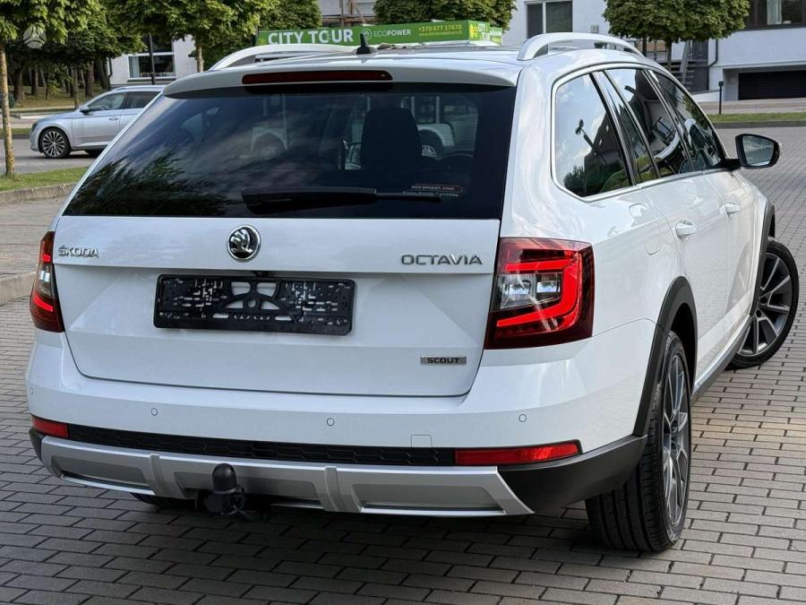 Balts Skoda Octavia Scout 2017 Prienai, ar dzinēja tilpumu 2.00 L un nobraukumu 220 tūkst. km par 12950 €, foto 19 vietnē AUTOMOTO.COM.LV