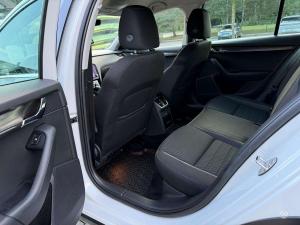 Balts Skoda Octavia Scout 2017 Prienai, ar dzinēja tilpumu 2.00 L un nobraukumu 220 tūkst. km par 12950 €, foto 37 vietnē AUTOMOTO.COM.LV