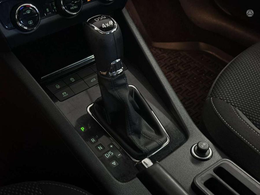 Balts Skoda Octavia Scout 2017 Prienai, ar dzinēja tilpumu 2.00 L un nobraukumu 220 tūkst. km par 12950 €, foto 41 vietnē AUTOMOTO.COM.LV