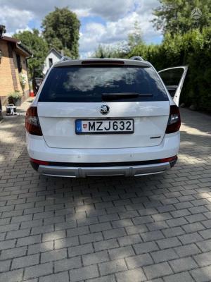 Balts Skoda Octavia Scout 2017 Širvintos, ar dzinēja tilpumu 1.97 L un nobraukumu 387 tūkst. km par 11800 €, foto 7 vietnē AUTOMOTO.COM.LV