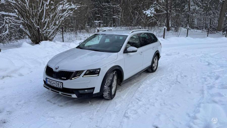Balts Skoda Octavia Scout 2018 Viļņa, ar dzinēja tilpumu 2.00 L un nobraukumu 293 tūkst. km par 12200 €, foto 1 vietnē AUTOMOTO.COM.LV