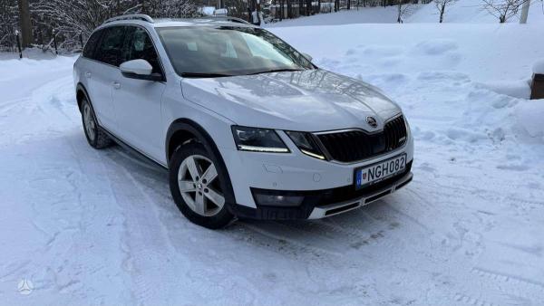 White Skoda Octavia Scout 2018 in Vilnius, with an engine capacity of 2.00 L and mileage of 293 thousand km for 12200 €, photo 6 on AUTOMOTO.COM.LV