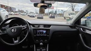White Skoda Octavia Scout 2018 in Marijampole, with an engine capacity of 2.00 L and mileage of 205 thousand km for 13000 €, photo 17 on AUTOMOTO.COM.LV