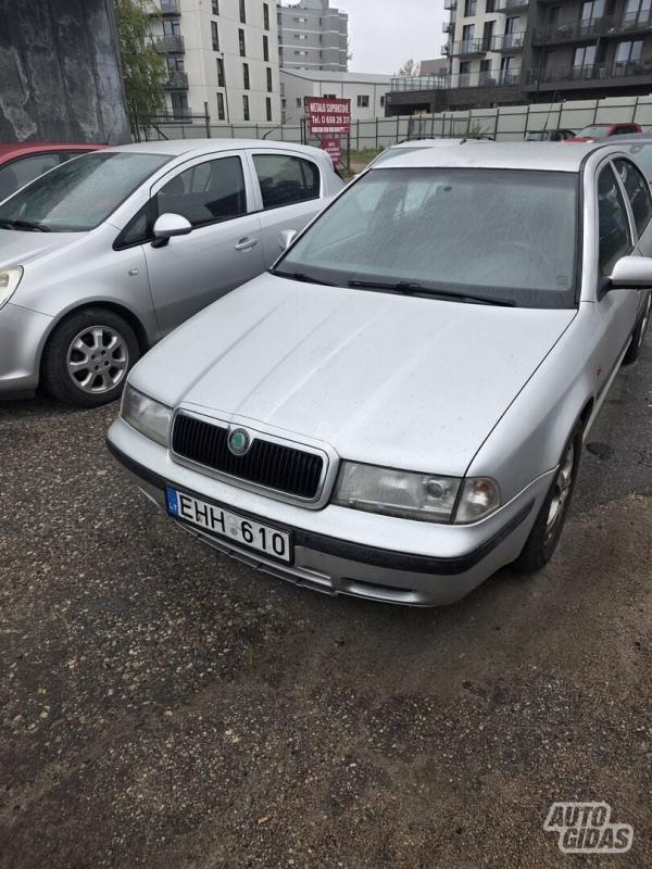 Шкода Октавия 1998 в Вильнюс, объемом двигателя 1.90 л и пробегом 265 тыс. км за 600 €, фото 1 на AUTOMOTO.COM.LV