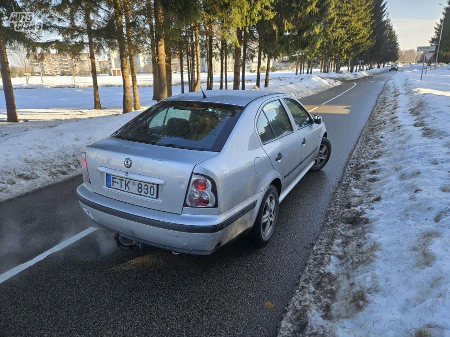 Skoda Octavia 2000 in Gargzdai, with an engine capacity of 2.00 L and mileage of 277 thousand km for 850 €, photo 2 on AUTOMOTO.COM.LV