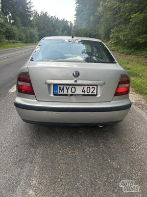 Skoda Octavia 2000 in Prienai, with an engine capacity of 1.90 L and mileage of 385 thousand km for 850 €, photo 3 on AUTOMOTO.COM.LV