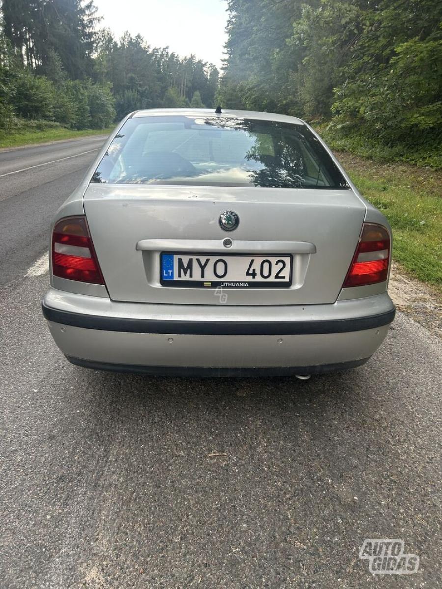 Skoda Octavia 2000 in Prienai, with an engine capacity of 1.90 L and mileage of 385 thousand km for 850 €, photo 3 on AUTOMOTO.COM.LV