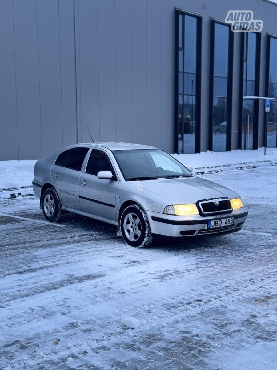 Skoda Octavia 2001 in Vilnius, with an engine capacity of 1.90 L and mileage of 300 thousand km for 999 €, photo 1 on AUTOMOTO.COM.LV