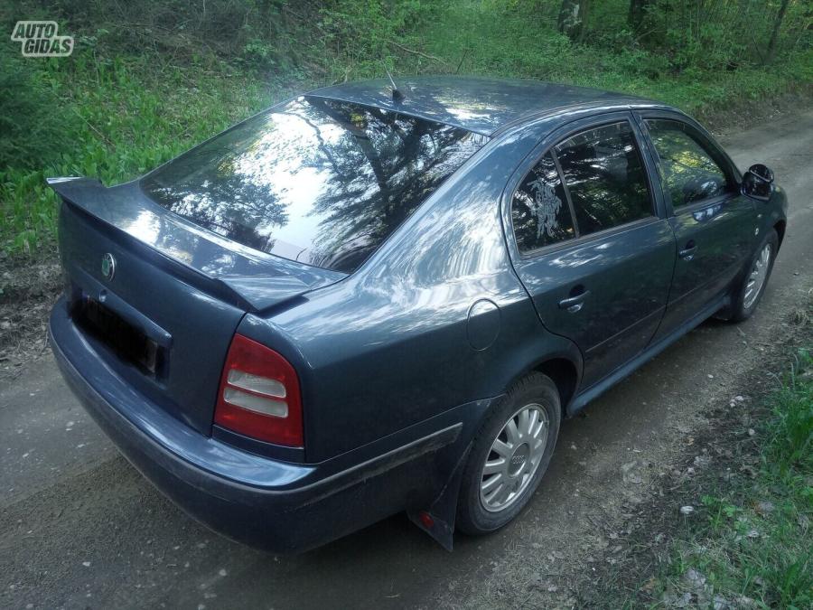 Шкода Октавия 2003 в Вильнюс, объемом двигателя 1.90 л и пробегом 385 тыс. км за 1450 €, фото 5 на AUTOMOTO.COM.LV