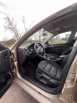 Skoda Octavia 2006 Liepāja, ar dzinēja tilpumu 1.90 L un nobraukumu 330 tūkst. km par 1650 €, foto 4 vietnē AUTOMOTO.COM.LV