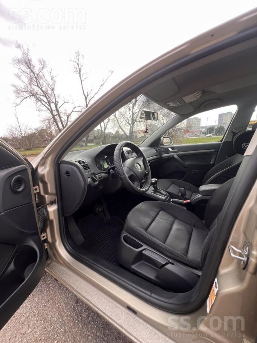 Skoda Octavia 2006 Liepāja, ar dzinēja tilpumu 1.90 L un nobraukumu 330 tūkst. km par 1650 €, foto 4 vietnē AUTOMOTO.COM.LV