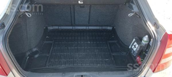 Skoda Octavia 2006 Liepāja, ar dzinēja tilpumu 2.00 L un nobraukumu 242 tūkst. km par 4000 €, foto 8 vietnē AUTOMOTO.COM.LV
