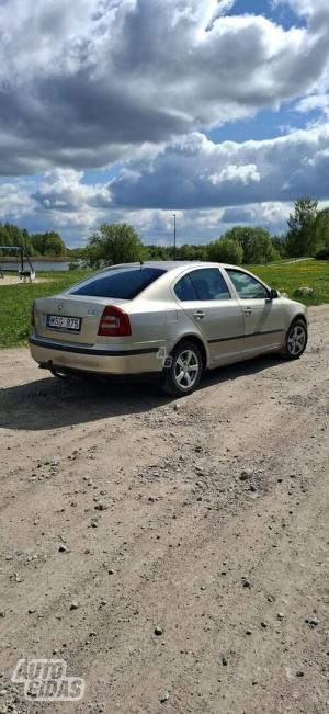 Skoda Octavia 2006 Panevēža, ar dzinēja tilpumu 2.00 L un nobraukumu 325 tūkst. km par 1400 €, foto 3 vietnē AUTOMOTO.COM.LV