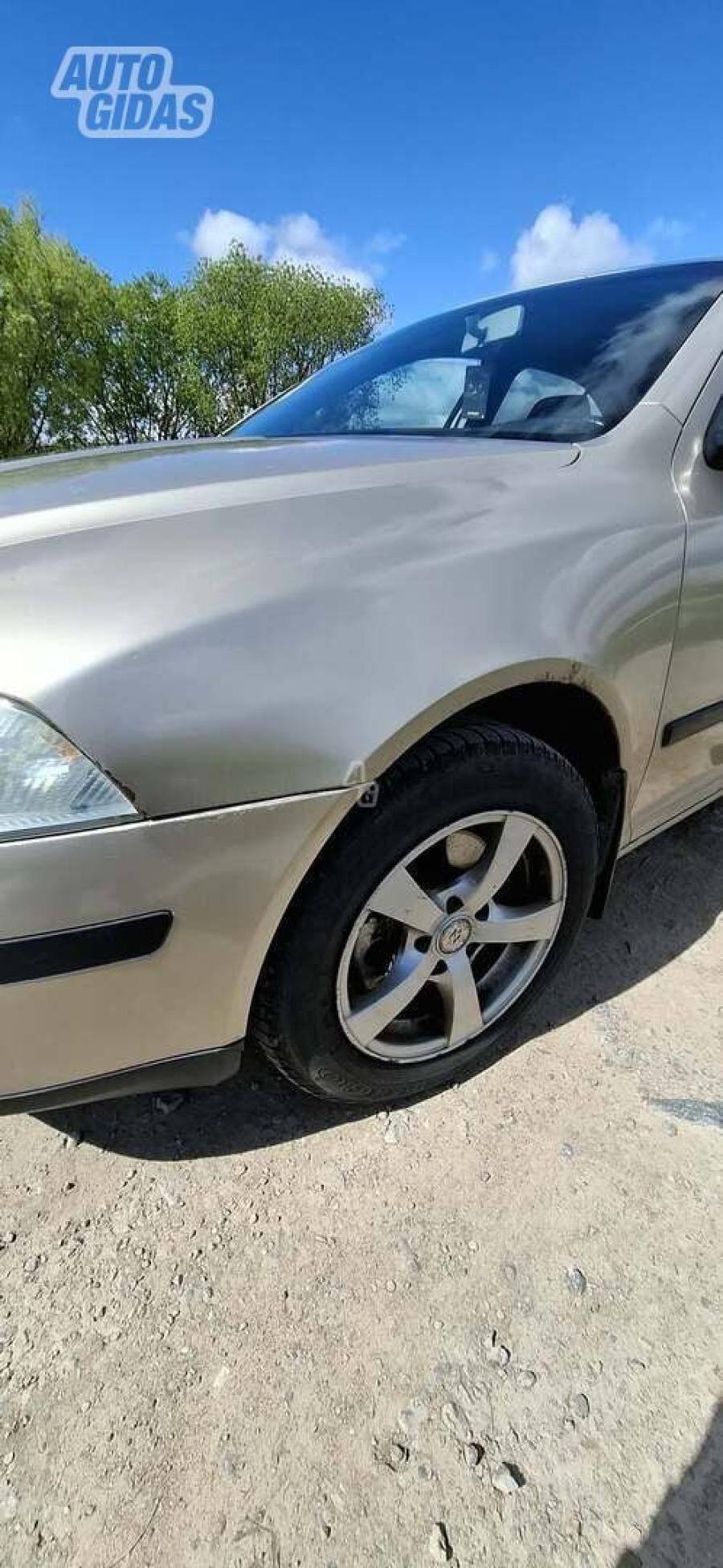 Skoda Octavia 2006 Panevēža, ar dzinēja tilpumu 2.00 L un nobraukumu 325 tūkst. km par 1400 €, foto 9 vietnē AUTOMOTO.COM.LV
