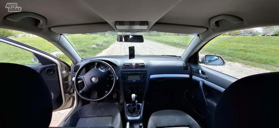 Skoda Octavia 2006 Panevēža, ar dzinēja tilpumu 2.00 L un nobraukumu 325 tūkst. km par 1400 €, foto 13 vietnē AUTOMOTO.COM.LV
