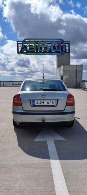 Skoda Octavia 2006 in Vilnius, with an engine capacity of 1.90 L and mileage of 367 thousand km for 1499 €, photo 12 on AUTOMOTO.COM.LV