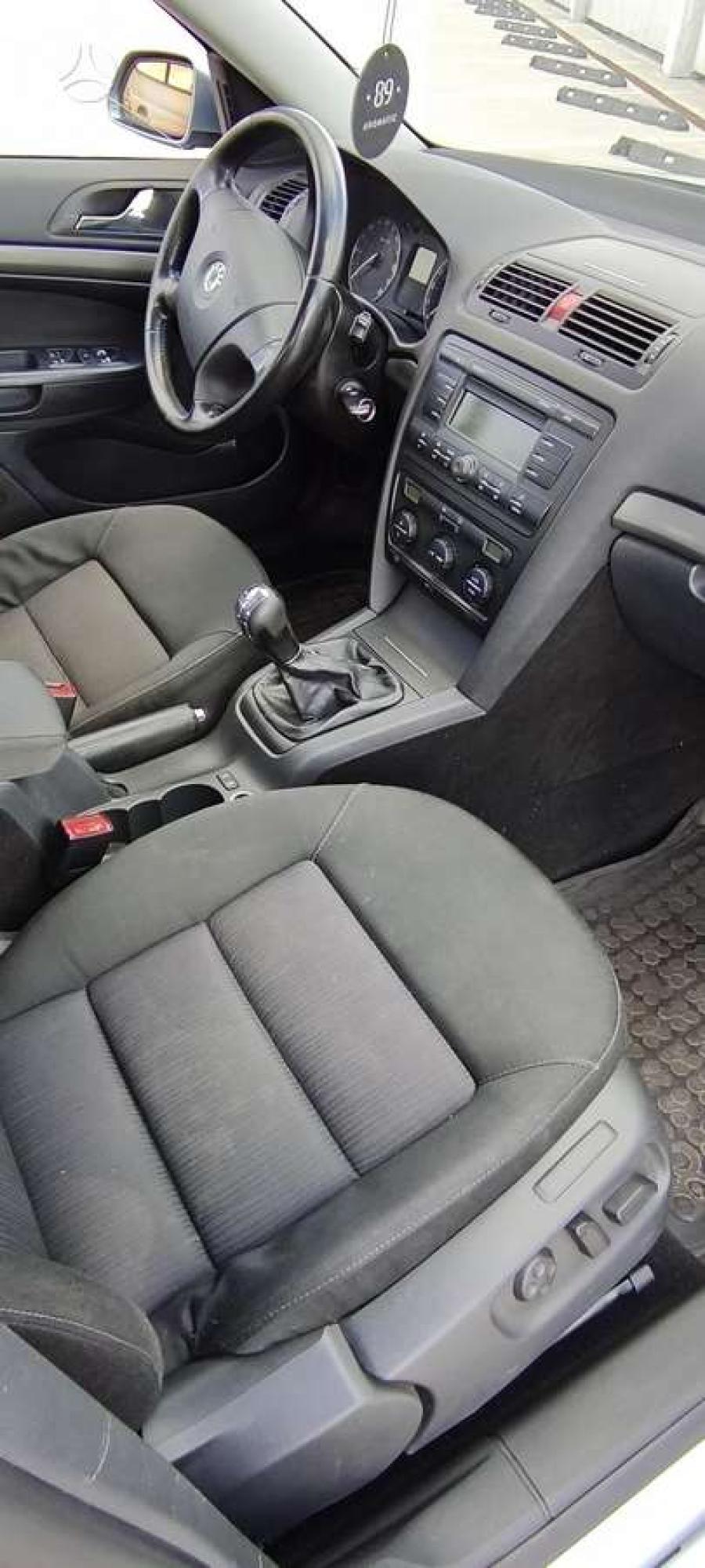 Skoda Octavia 2006 in Vilnius, with an engine capacity of 1.90 L and mileage of 367 thousand km for 1499 €, photo 24 on AUTOMOTO.COM.LV