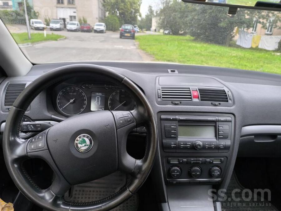 Skoda Octavia 2008 in Jurmala, with an engine capacity of 1.80 L and mileage of 163 thousand km for 1650 €, photo 7 on AUTOMOTO.COM.LV