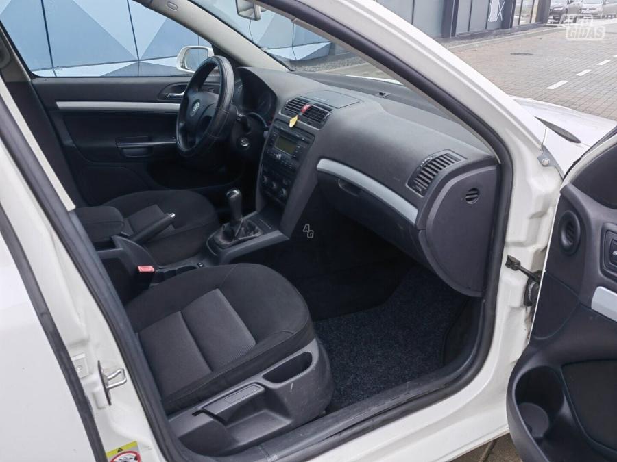 Skoda Octavia 2008 Šilutė, ar dzinēja tilpumu 1.90 L un nobraukumu 402 tūkst. km par 1999 €, foto 9 vietnē AUTOMOTO.COM.LV