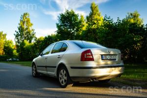 Skoda Octavia 2008 in Riga, with an engine capacity of 2.00 L and mileage of 338 thousand km for 900 €, photo 4 on AUTOMOTO.COM.LV