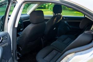 Skoda Octavia 2008 in Riga, with an engine capacity of 2.00 L and mileage of 338 thousand km for 900 €, photo 10 on AUTOMOTO.COM.LV