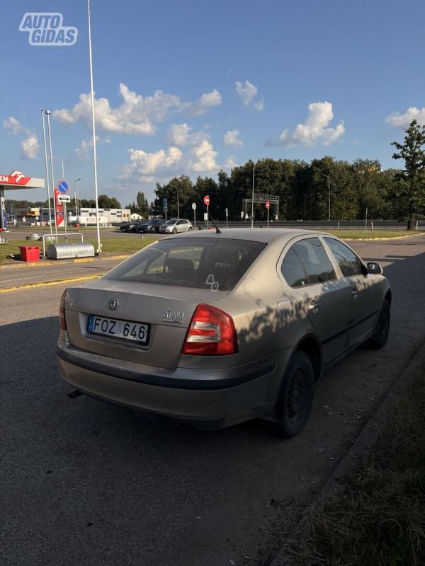 Skoda Octavia 2008 in Kaunas, with an engine capacity of 1.60 L and mileage of 280 thousand km for 750 €, photo 3 on AUTOMOTO.COM.LV