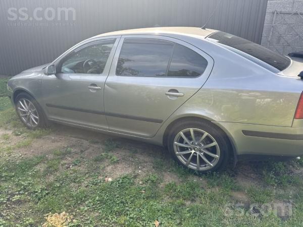 Skoda Octavia 2008 in Riga, with an engine capacity of 1.90 L and mileage of 234 thousand km for 2000 €, photo 3 on AUTOMOTO.COM.LV