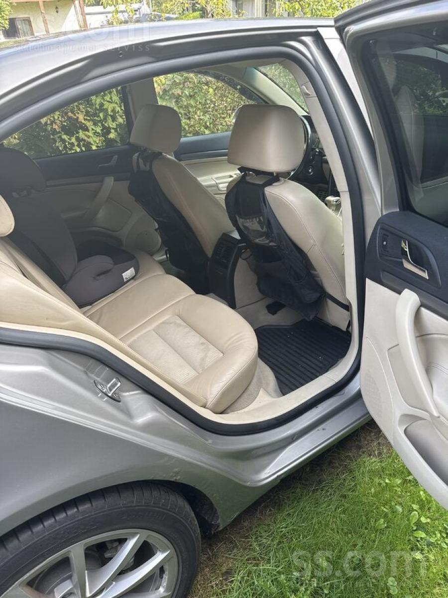 Skoda Octavia 2008 Rīga, ar dzinēja tilpumu 1.90 L un nobraukumu 234 tūkst. km par 2000 €, foto 9 vietnē AUTOMOTO.COM.LV