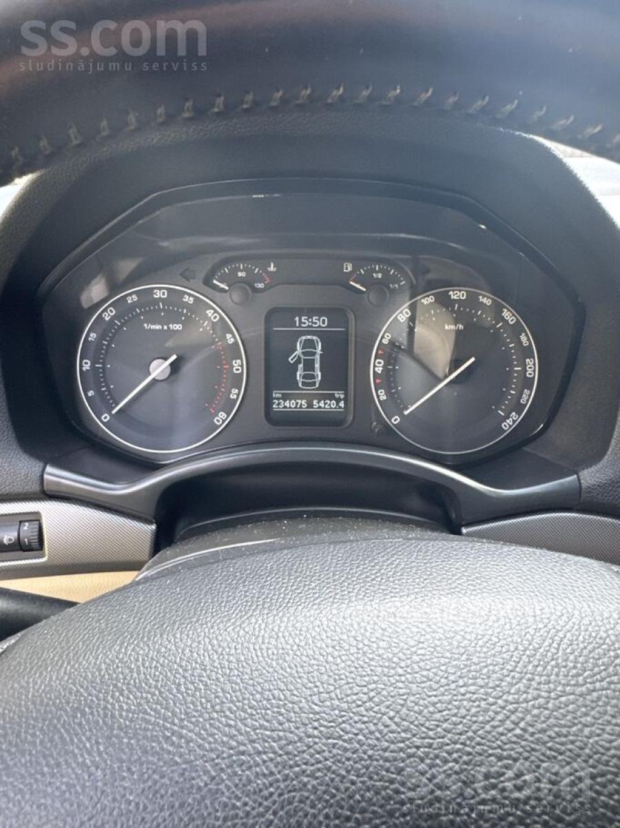 Skoda Octavia 2008 Rīga, ar dzinēja tilpumu 1.90 L un nobraukumu 234 tūkst. km par 2000 €, foto 11 vietnē AUTOMOTO.COM.LV
