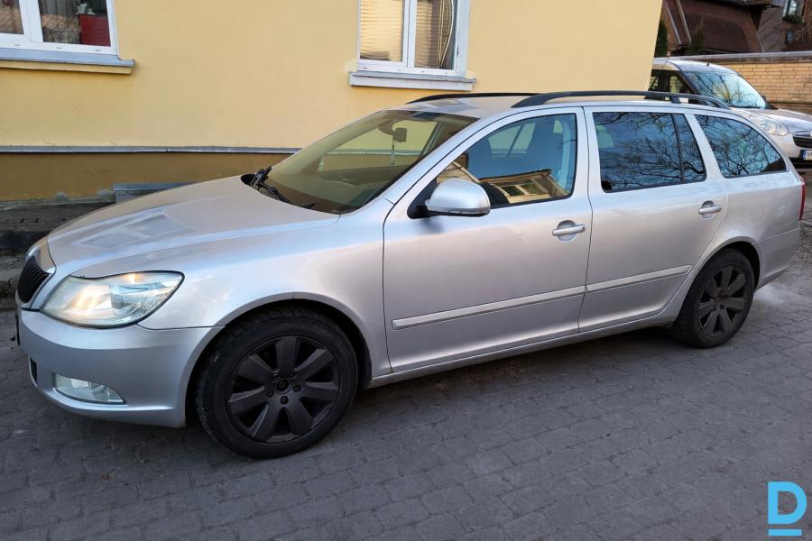 Skoda Octavia 2009 Rīga, ar dzinēja tilpumu 2.00 L un nobraukumu 273 tūkst. km par 3500 €, foto 2 vietnē AUTOMOTO.COM.LV