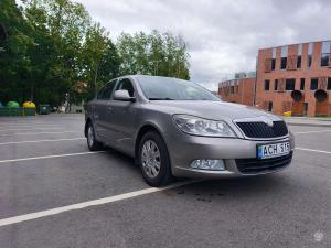 Skoda Octavia 2009 in Klaipeda, with an engine capacity of 1.90 L and mileage of 196 thousand km for 3200 €, photo 7 on AUTOMOTO.COM.LV