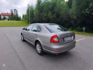 Skoda Octavia 2009 in Klaipeda, with an engine capacity of 1.90 L and mileage of 196 thousand km for 3200 €, photo 15 on AUTOMOTO.COM.LV
