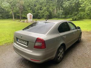 Skoda Octavia 2010 Ukmergė, ar dzinēja tilpumu 1.90 L un nobraukumu 334 tūkst. km par 1750 €, foto 4 vietnē AUTOMOTO.COM.LV