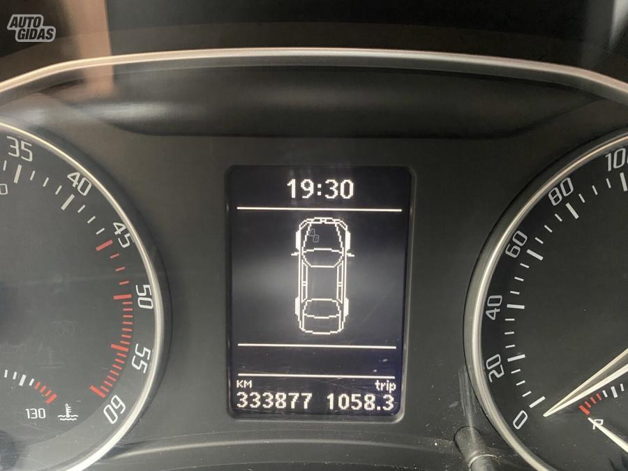 Skoda Octavia 2010 Ukmergė, ar dzinēja tilpumu 1.90 L un nobraukumu 334 tūkst. km par 1750 €, foto 7 vietnē AUTOMOTO.COM.LV