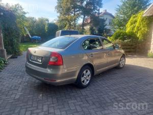 Skoda Octavia 2011 in Riga, with an engine capacity of 1.60 L and mileage of 217 thousand km for 2700 €, photo 2 on AUTOMOTO.COM.LV