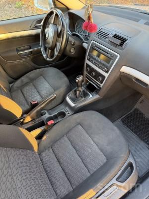 Skoda Octavia 2011 Rīga, ar dzinēja tilpumu 1.60 L un nobraukumu 264 tūkst. km par 2000 €, foto 7 vietnē AUTOMOTO.COM.LV