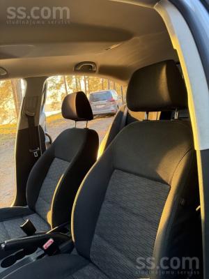 Skoda Octavia 2011 Rīga, ar dzinēja tilpumu 1.60 L un nobraukumu 264 tūkst. km par 2000 €, foto 8 vietnē AUTOMOTO.COM.LV