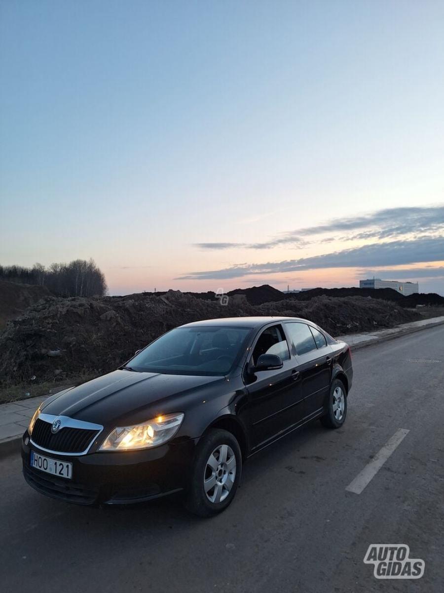 Skoda Octavia 2012 in Kaunas, with an engine capacity of 1.60 L and mileage of 263 thousand km for 2500 €, photo 2 on AUTOMOTO.COM.LV