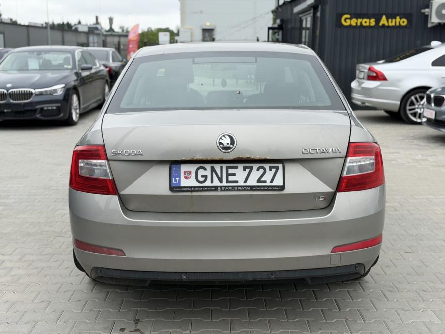 Skoda Octavia 2013 in Vilnius, with an engine capacity of 0.00 L and mileage of 0 thousand km for 2500 €, photo 5 on AUTOMOTO.COM.LV