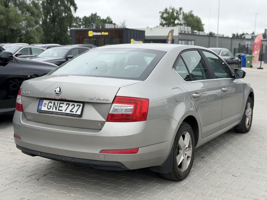 Skoda Octavia 2013 in Vilnius, with an engine capacity of 0.00 L and mileage of 0 thousand km for 2500 €, photo 6 on AUTOMOTO.COM.LV