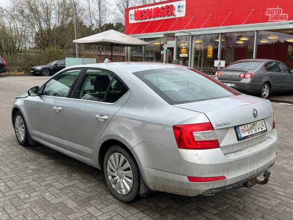 Skoda Octavia 2014 in Vilnius, with an engine capacity of 1.60 L and mileage of 300 thousand km for 2350 €, photo 7 on AUTOMOTO.COM.LV