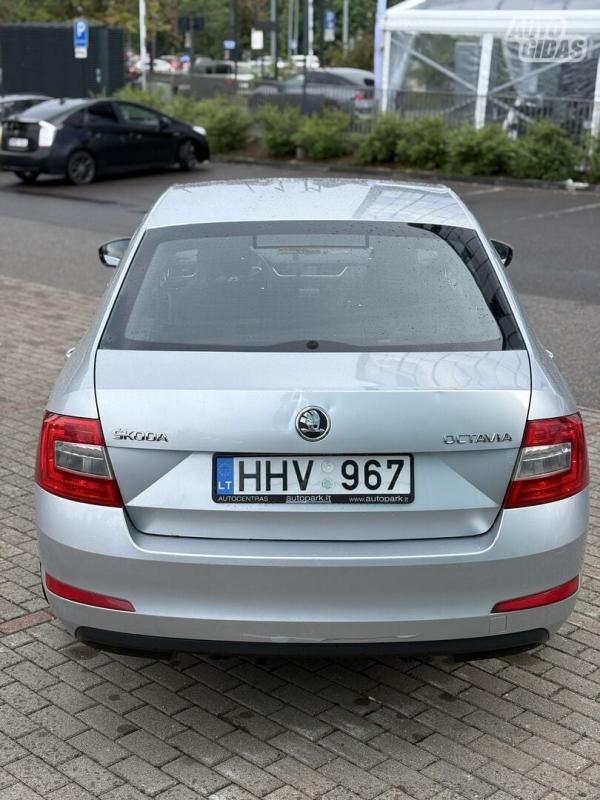Skoda Octavia 2014 Viļņa, ar dzinēja tilpumu 1.60 L un nobraukumu 295 tūkst. km par 3950 €, foto 8 vietnē AUTOMOTO.COM.LV