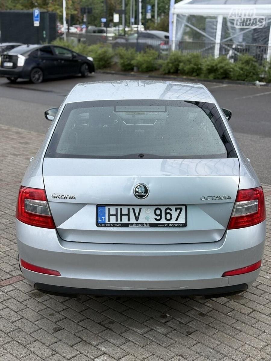 Skoda Octavia 2014 in Vilnius, with an engine capacity of 1.60 L and mileage of 295 thousand km for 3950 €, photo 9 on AUTOMOTO.COM.LV