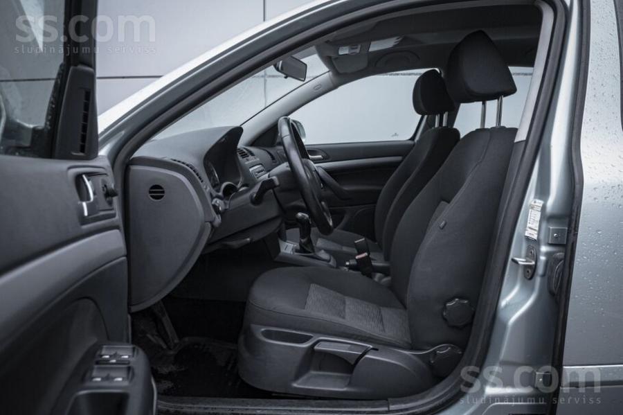 Skoda Octavia 2014 Rīga, ar dzinēja tilpumu 1.60 L un nobraukumu 166 tūkst. km par 3750 €, foto 8 vietnē AUTOMOTO.COM.LV