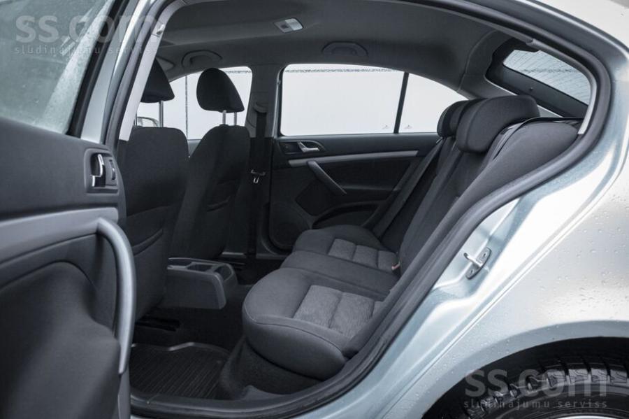 Skoda Octavia 2014 Rīga, ar dzinēja tilpumu 1.60 L un nobraukumu 166 tūkst. km par 3750 €, foto 10 vietnē AUTOMOTO.COM.LV