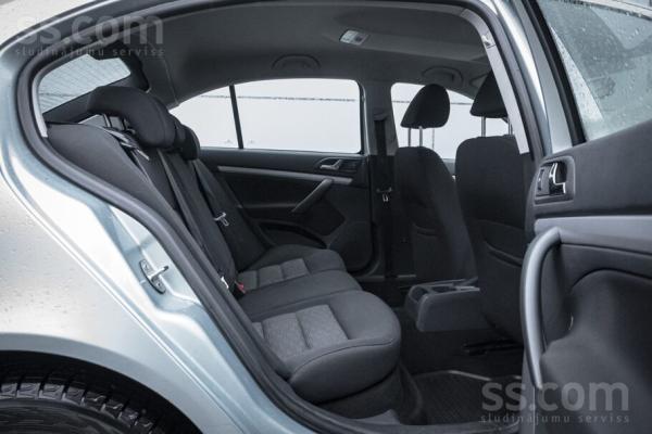 Skoda Octavia 2014 in Riga, with an engine capacity of 1.60 L and mileage of 166 thousand km for 3750 €, photo 10 on AUTOMOTO.COM.LV