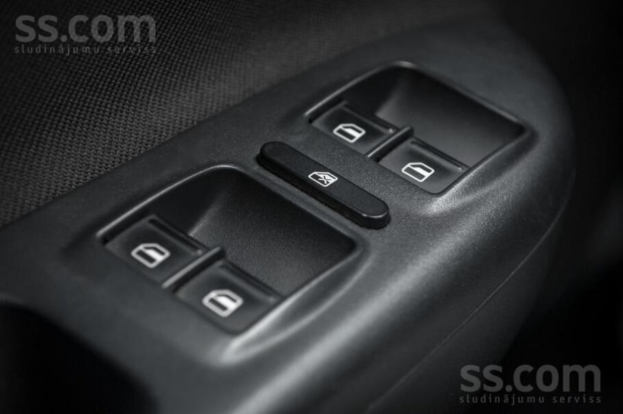 Skoda Octavia 2014 Rīga, ar dzinēja tilpumu 1.60 L un nobraukumu 166 tūkst. km par 3750 €, foto 15 vietnē AUTOMOTO.COM.LV