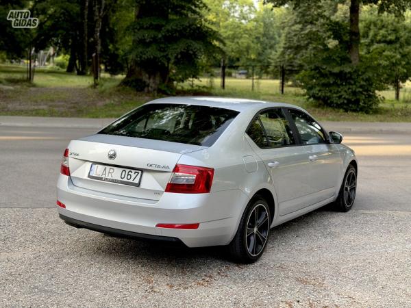 Skoda Octavia 2014 in Vilnius, with an engine capacity of 2.00 L and mileage of 288 thousand km for 4300 €, photo 5 on AUTOMOTO.COM.LV